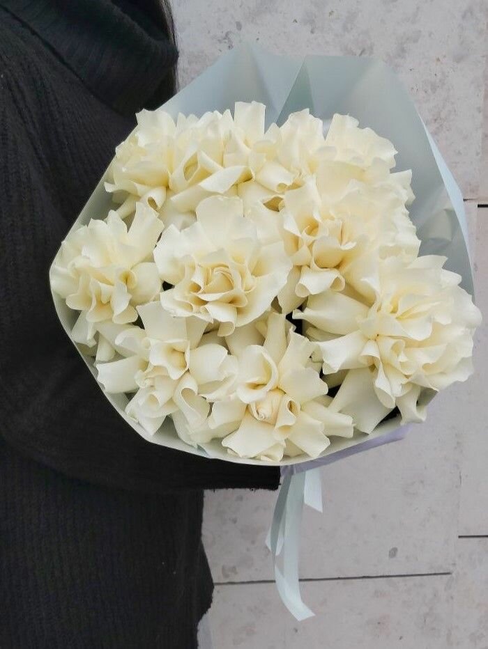 Букет "Снежные грезы", 9 роз, французская роза, белая, высота 49 см