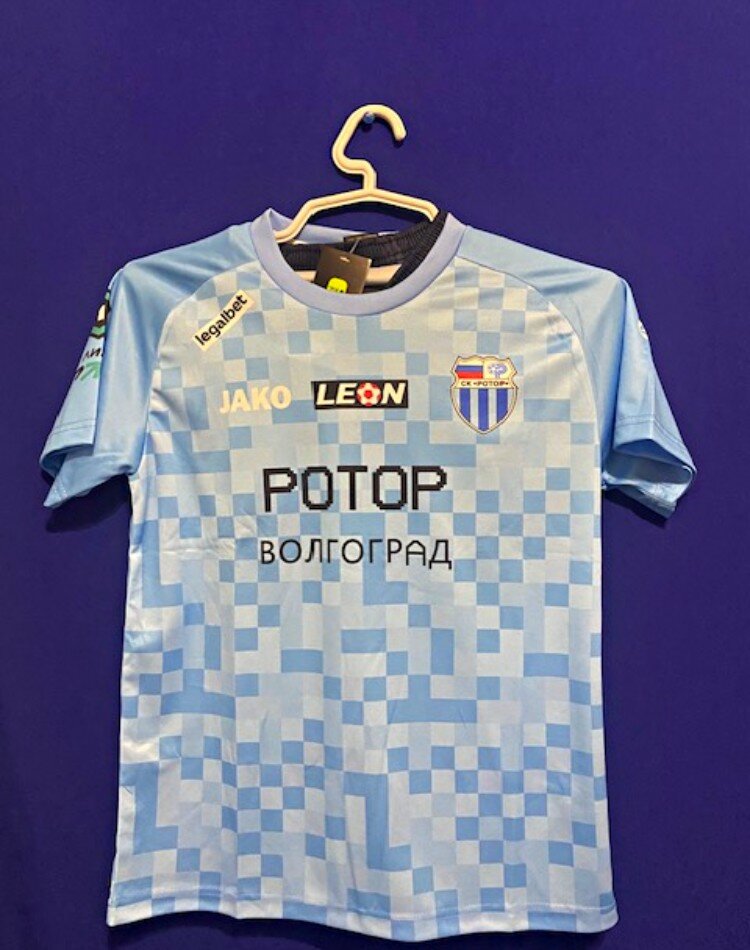 Ротор подростковая размер 28 ( на 13-14 лет ) форма комплект ( майка+шорты ) фк футбольного клуба волгоград голубая