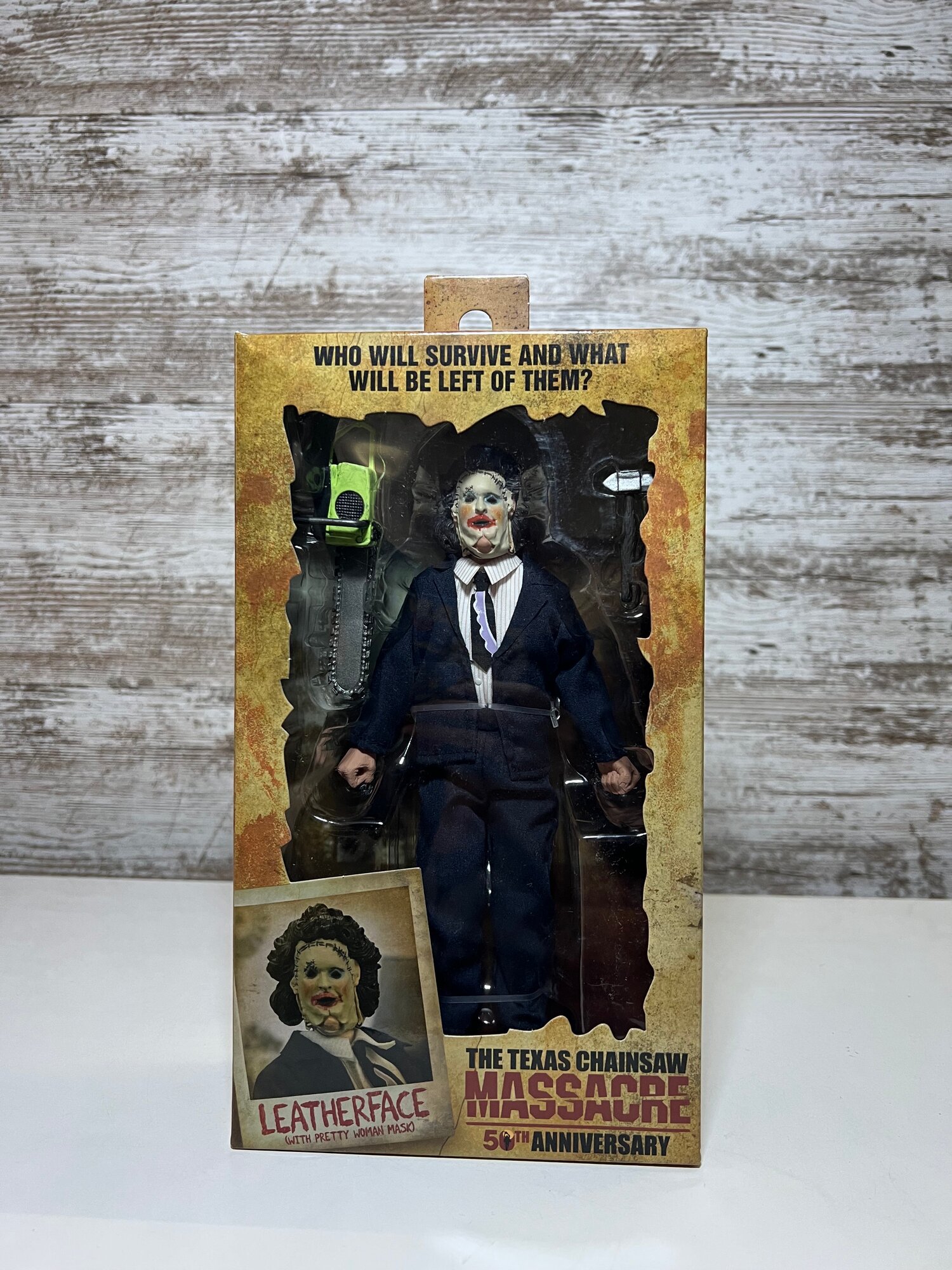Фигурка Кожаное Лицо, Техасская резня бензопилой, Leatherface, The Texas Chainsaw Massacre , 18 см от Neca