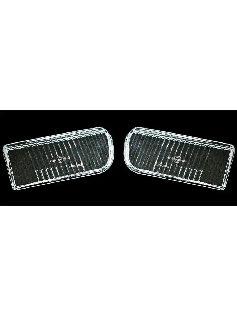 Стекло ПТФ Audi 100(C4)1990-1994 прав и лев. ком-т 2 шт