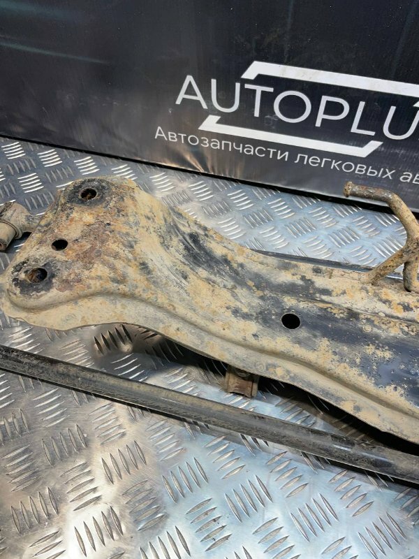 Балка подвески Mazda Protege 2001 (1.6 ZM) Б/У с пробегом Арт. 11063 — фото 1