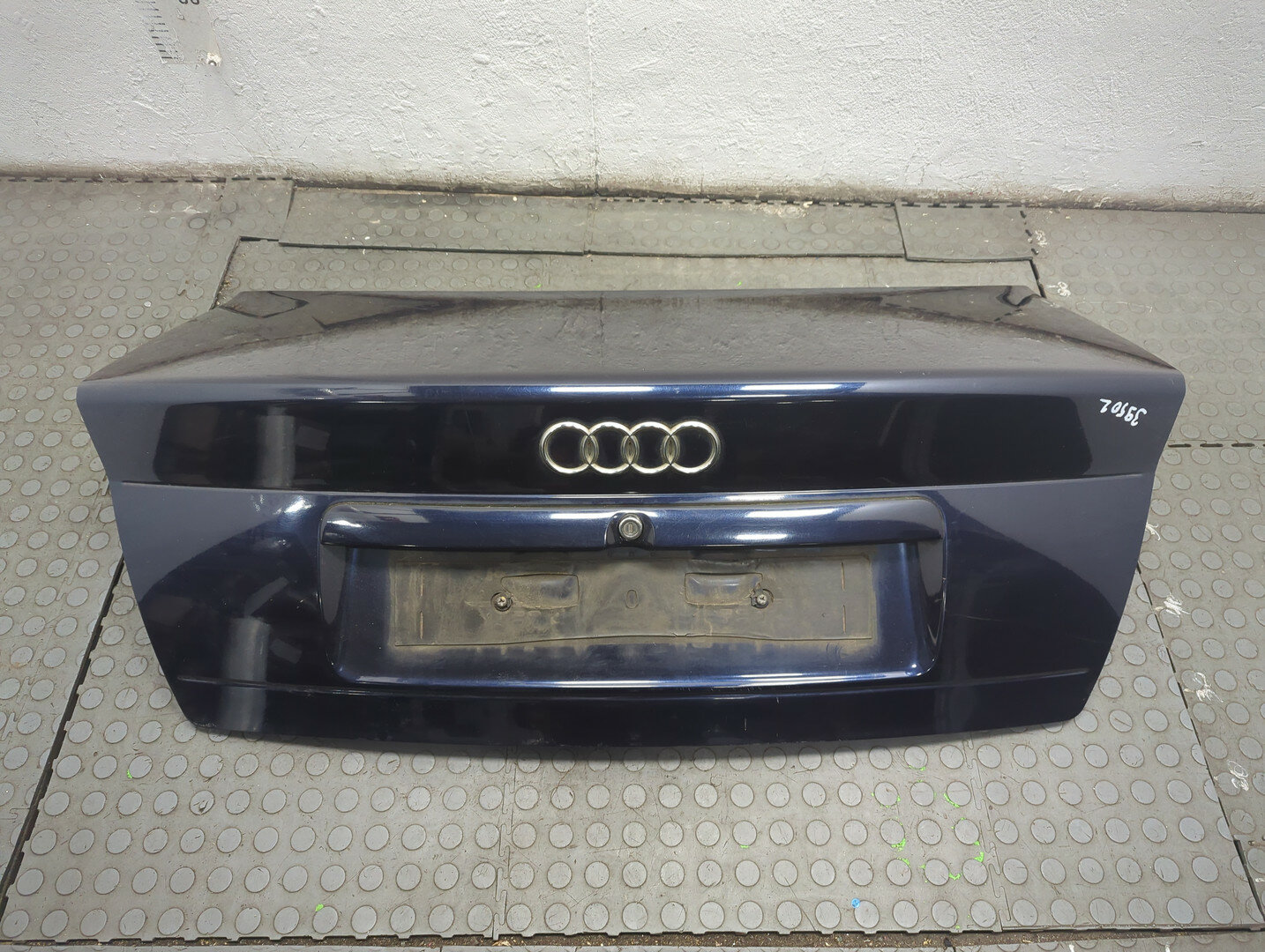 Крышка (дверь) багажника Audi A4 (B5) Б/У