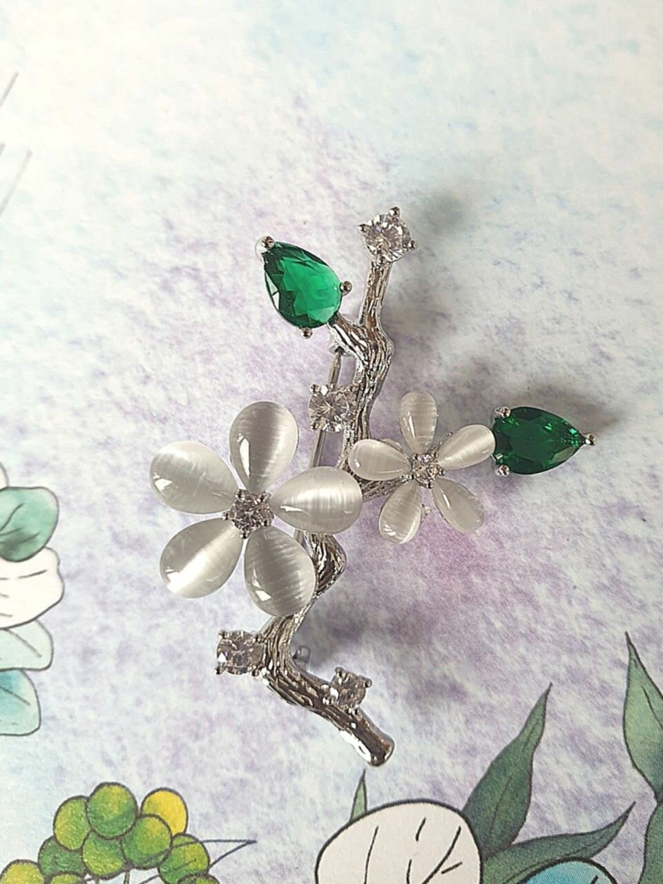 Брошь, фианит