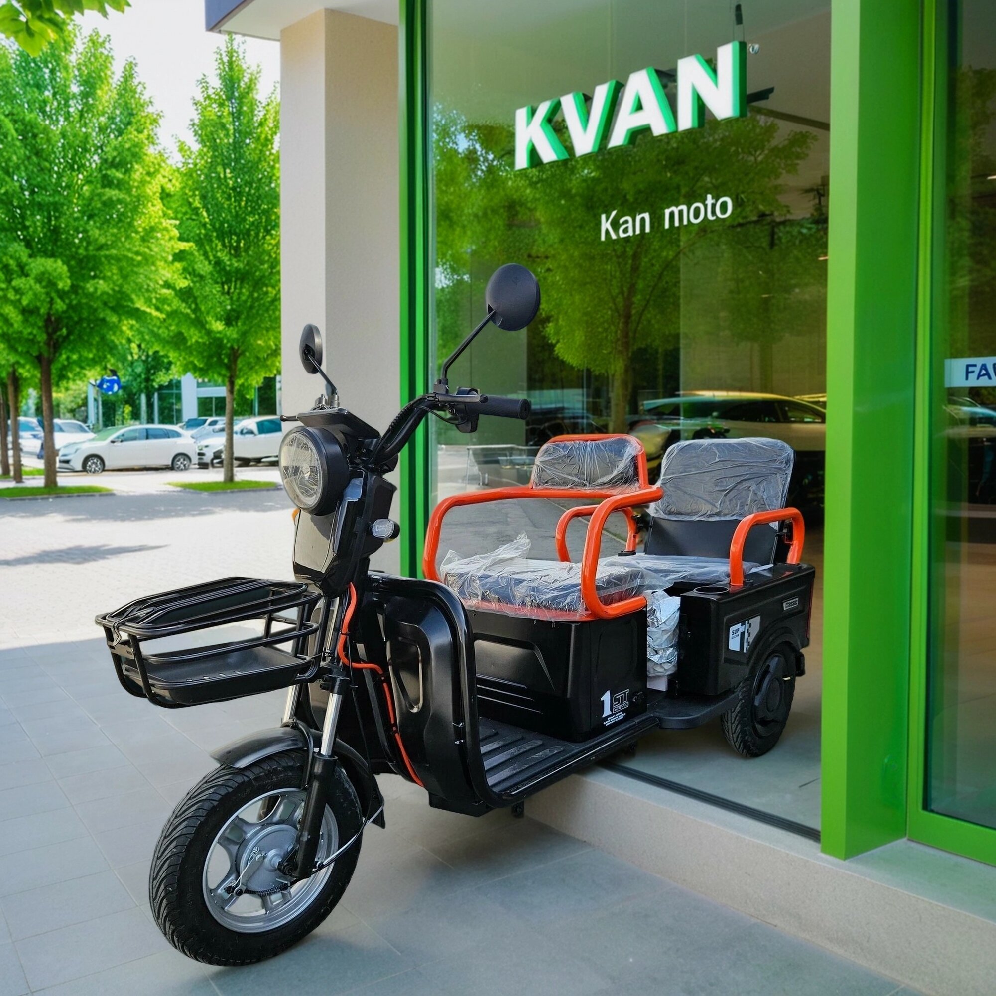 Трехколесный электроскутер грузопассажирский (трицикл) 3-ех местный Leopard (1200w Li-ion 60v 25Ah) черный