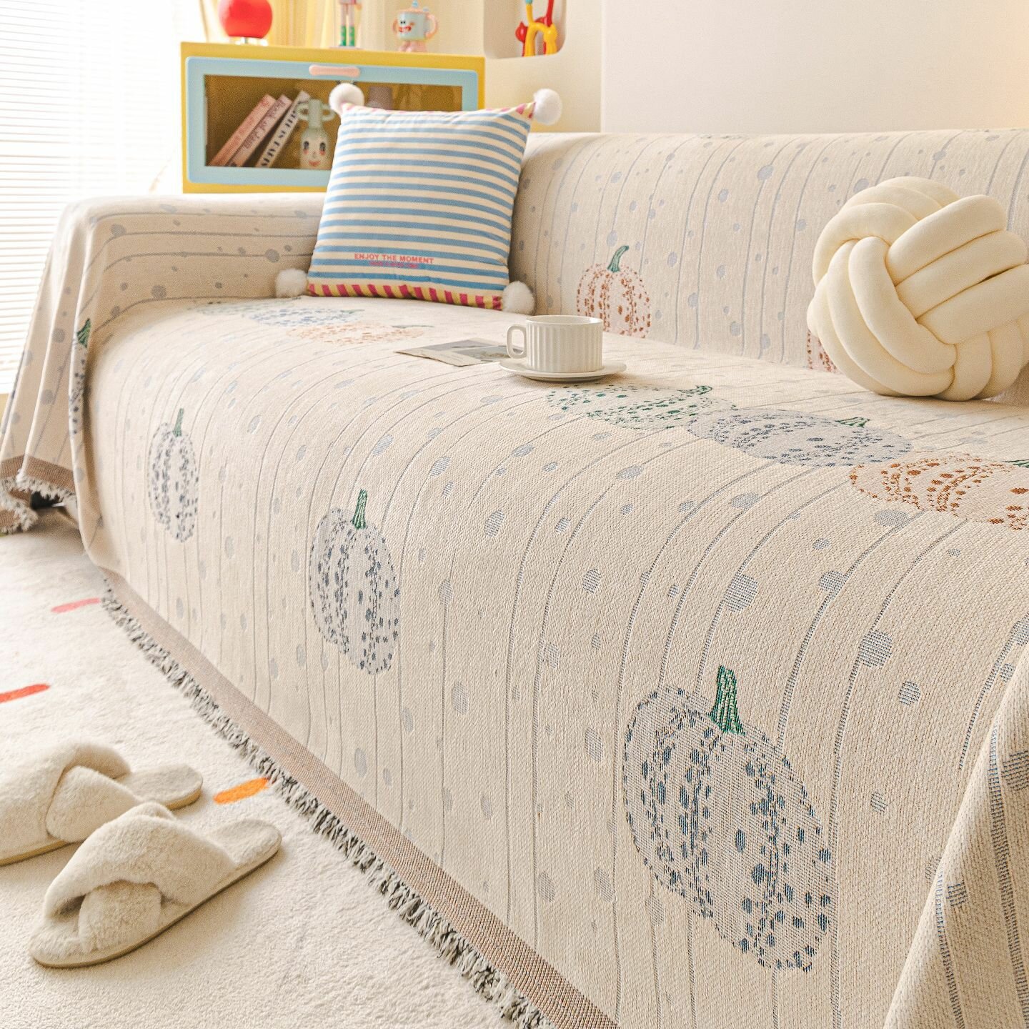 Мультяшный чехол-плед для дивана из шенилла, новая модель зима 2026, универсальный чехол для всех сезонов, цельный чехол-плед для дивана с защитой от царапин от кошек.