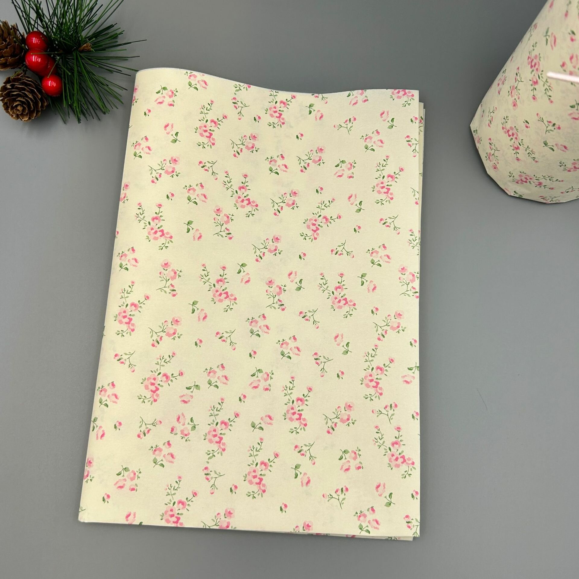 Новая перламутровая бумага с печатью плотностью 22 г/м² для свежих и простых подарков, культурных и креативных изделий, упаковки для цветов, одежды и ручной упаковочной бумаги.