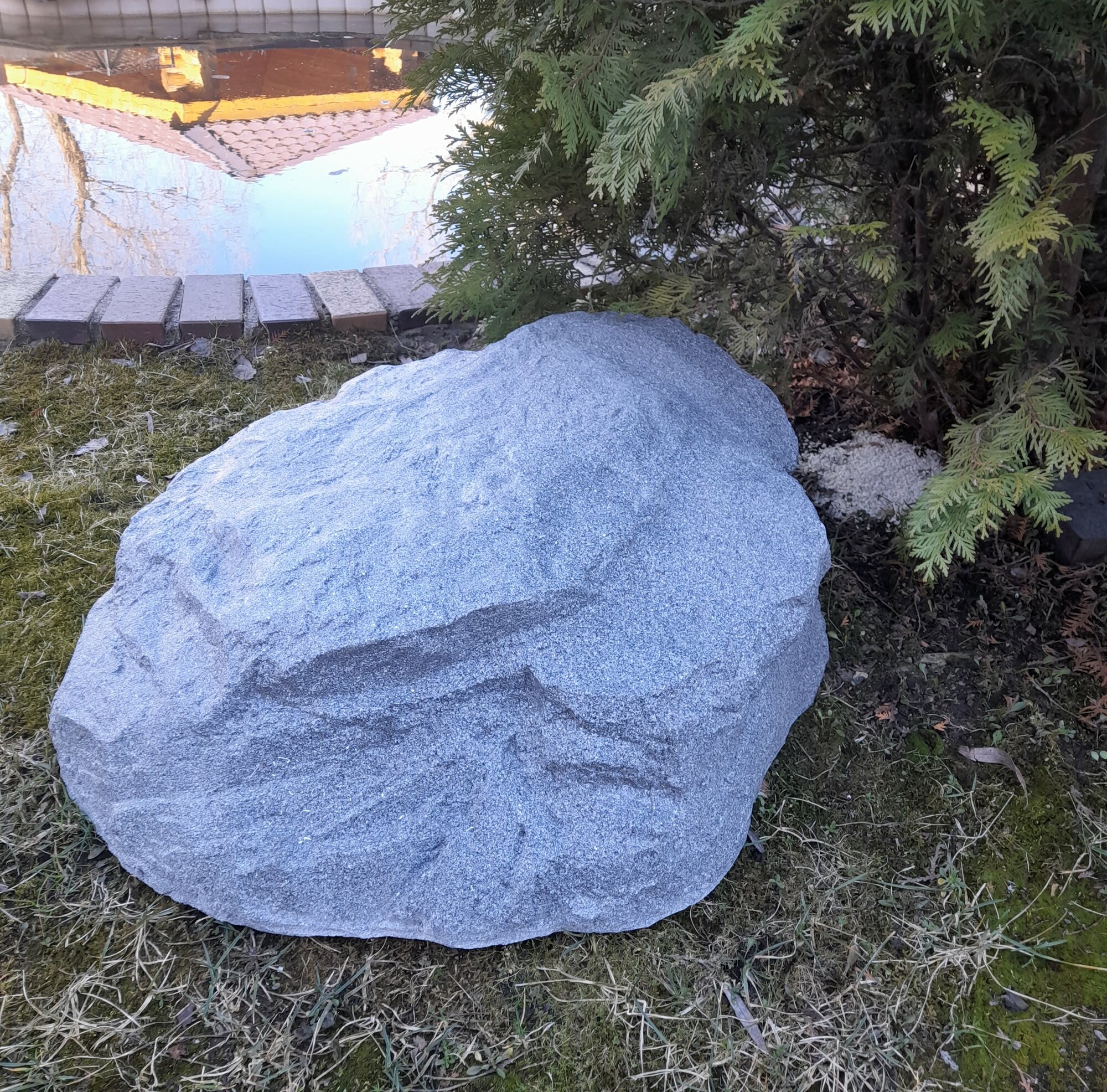 Камень декоративный валун стеклопластик всепогодный D 70см