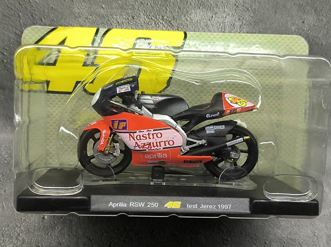 RV46 1/18 Масштабная модель мотоцикла MotoGP Honda Yamaha Aprilia Racing из литого под давлением металла
