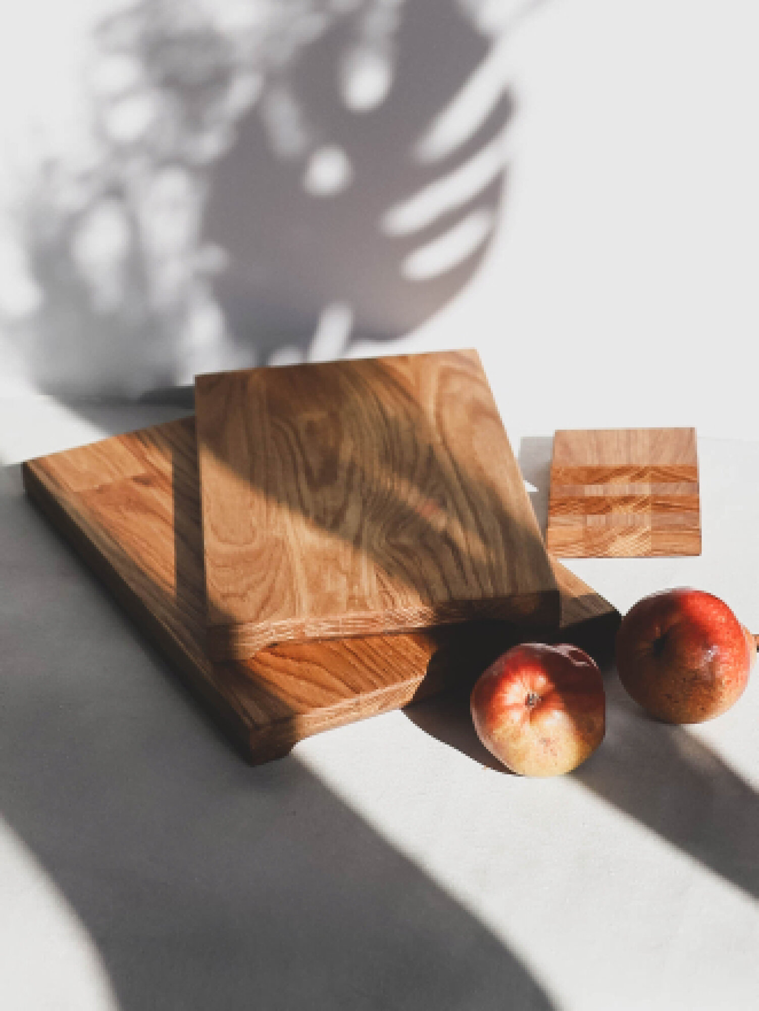 Набор из двух разделочных досок 40х25/32х20 с подставкой деревянный дуб гордо (Россия)