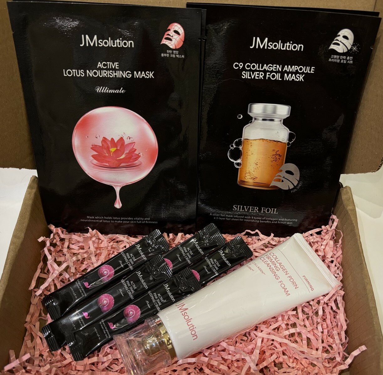 Маски от бренда JMsolution, 9 масок + пека для умывания с пдрн