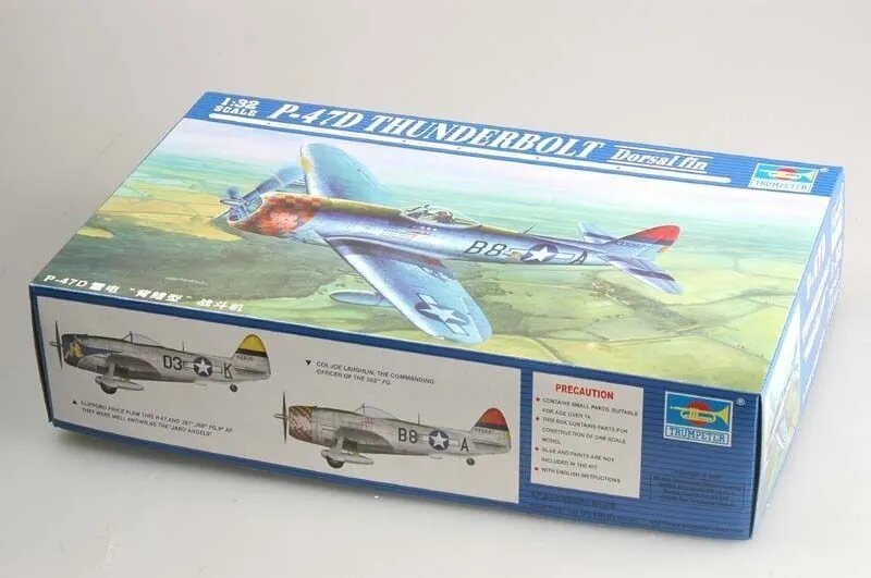 Сборная модель самолета Trumpeter 1/32 02264 P-47D Thunderbolt "Dorsal Fin" Удар молнии "Спинной плавник " - масштаб 1:32, ABS пластик