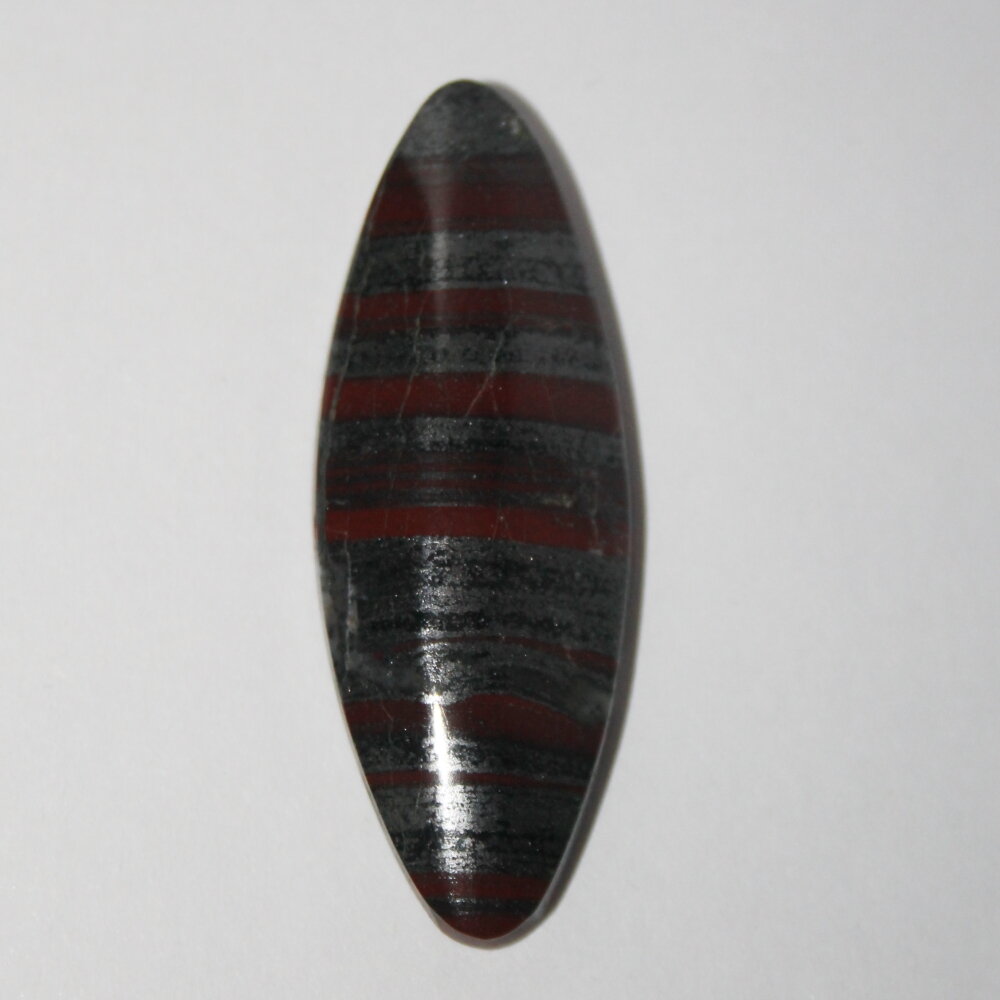 Кабошон джеспилит, гематит, 44х16х3 мм, Кривой Рог, «True Stones»