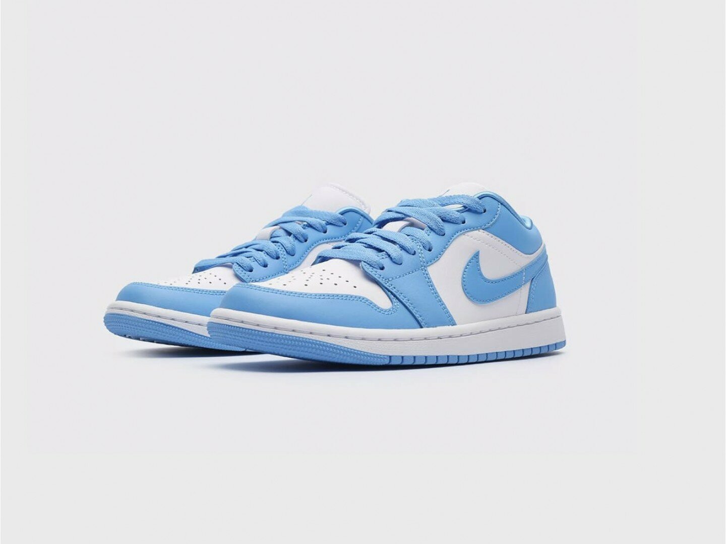 Кроссовки Air Jordan 1 Low