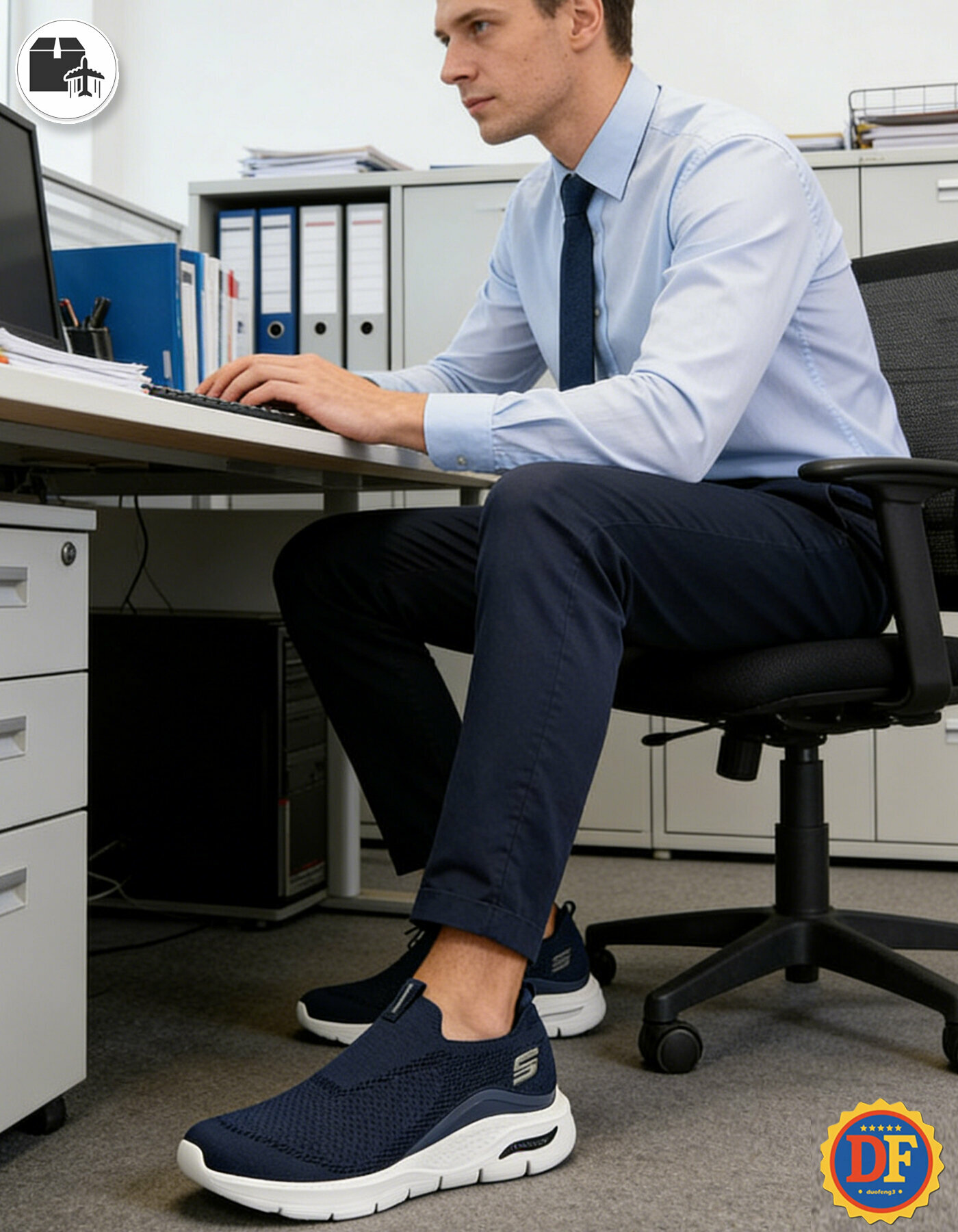 Мужские кроссовки для работы и спорта — легкие дышащие с технологией Flyknit，Синий и белый