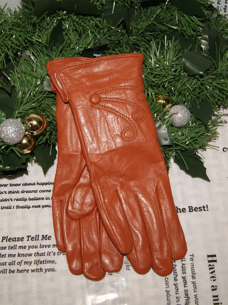 Перчатки для женщин