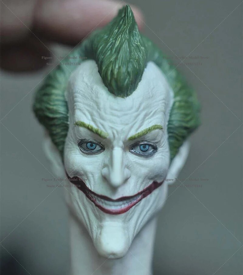 Фигурка Hot Toys Бэтмен 1/6 Head E