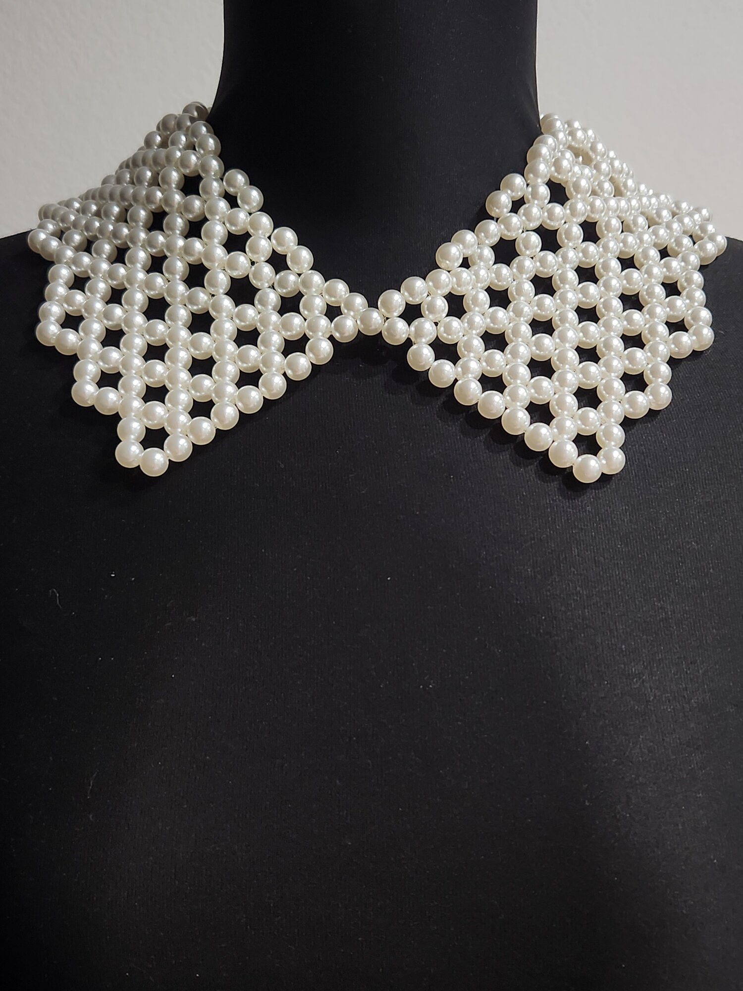 Чокер, пластик, жемчуг имитация