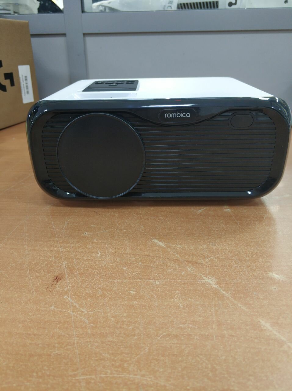 Проектор Rombica "Ray Box W1", Wi-Fi, Full HD, LED