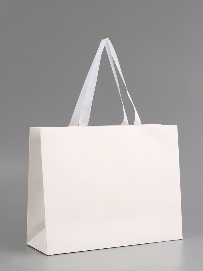 Пакет подарочный "Белый", 32 х 25 х 11 см 10919592