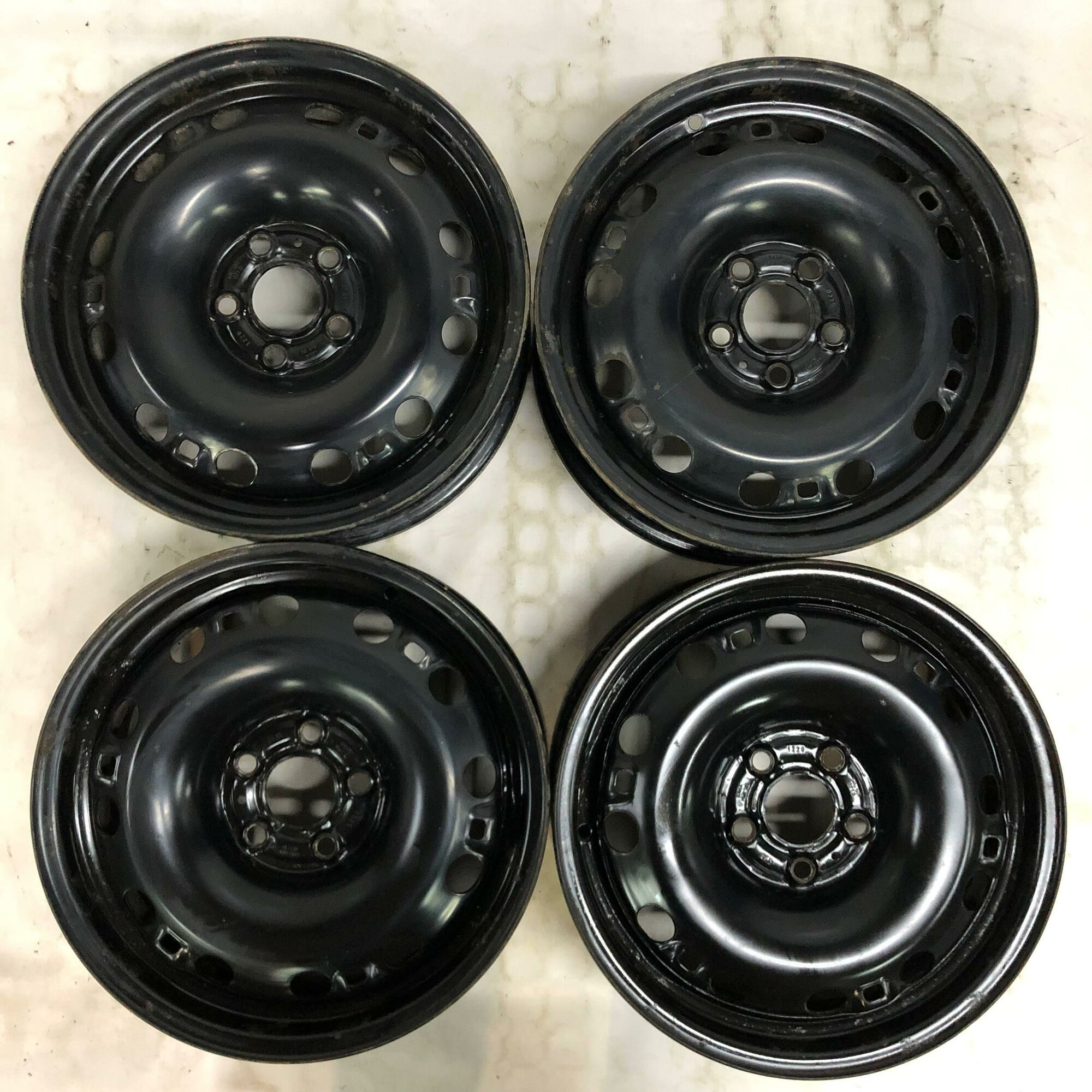 Колесные диски Штампованные 15x6 PCD 5x100 D57.1 ET38 (Реплика)