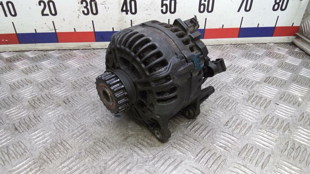 Генератор Volkswagen Transporter T5 2007 070903024A
