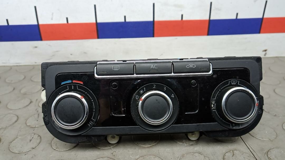 Блок управления печки / климат-контроля Volkswagen Passat B7 2012 7N0907426BT