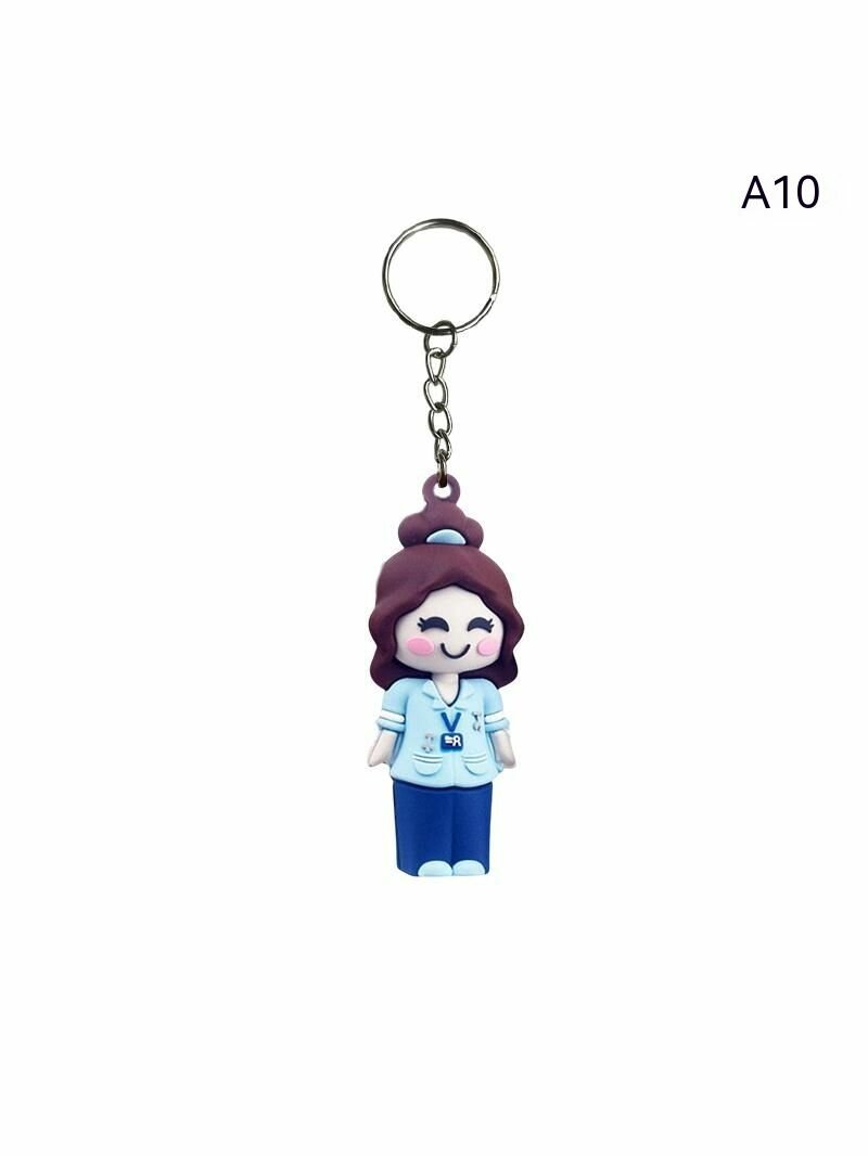 Кошачий коготь медсестры открывает ампулы для бутылок