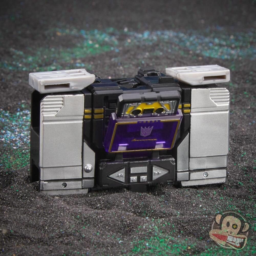 Трансформеры игрушки Hasbro Transformers Legacy Evolution Core Class Soundblaster (8.9cm) F7176 — фото 1