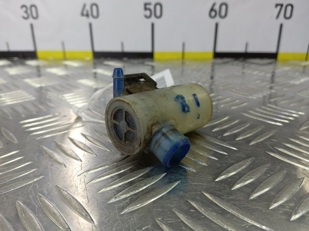 Насос омывателя (Моторчик) Б/У для HONDA CR-V I (1995—1999) 38512-SF0-013