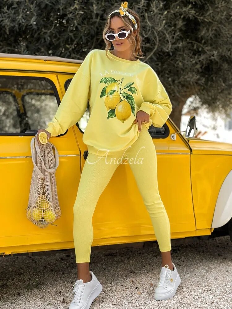 Комплект одежды