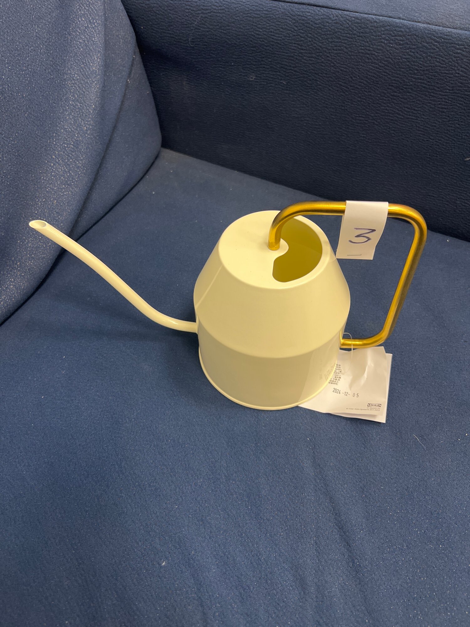 IKEA VATTENKRASSE (икеа ваттенкрассе) Лейка беж/зол 0,9л