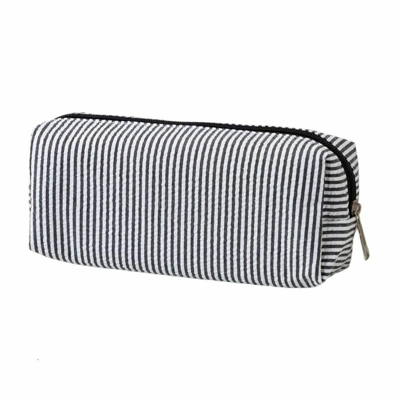 Полосатый пенал, Черно-белая полоса