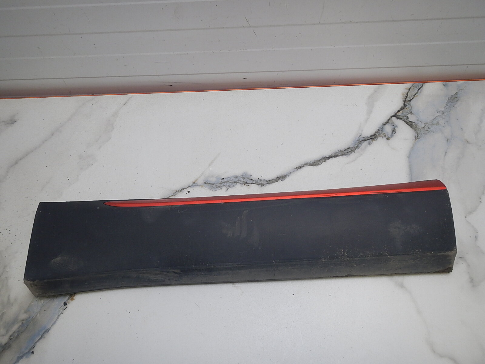 Б/У Молдинг двери задней правой, Changan (Чанган)-CS55 PLUS (UNI-S)(19-) CHANGAN CS55 Plus (UNI-S)(19-) Царапины. 624960...