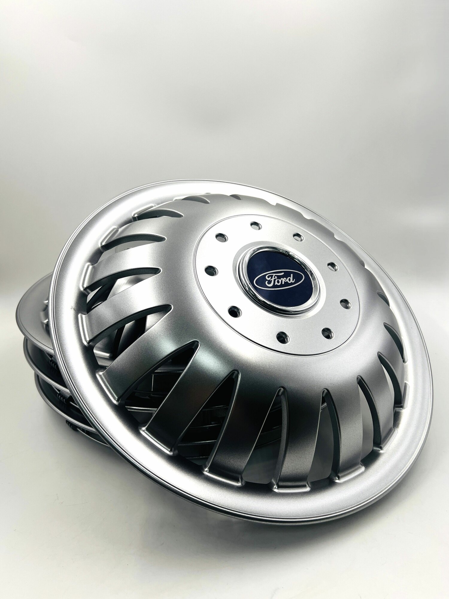 Колпаки на колеса гибкие с эмблемой FMC Transit R15 4 шт