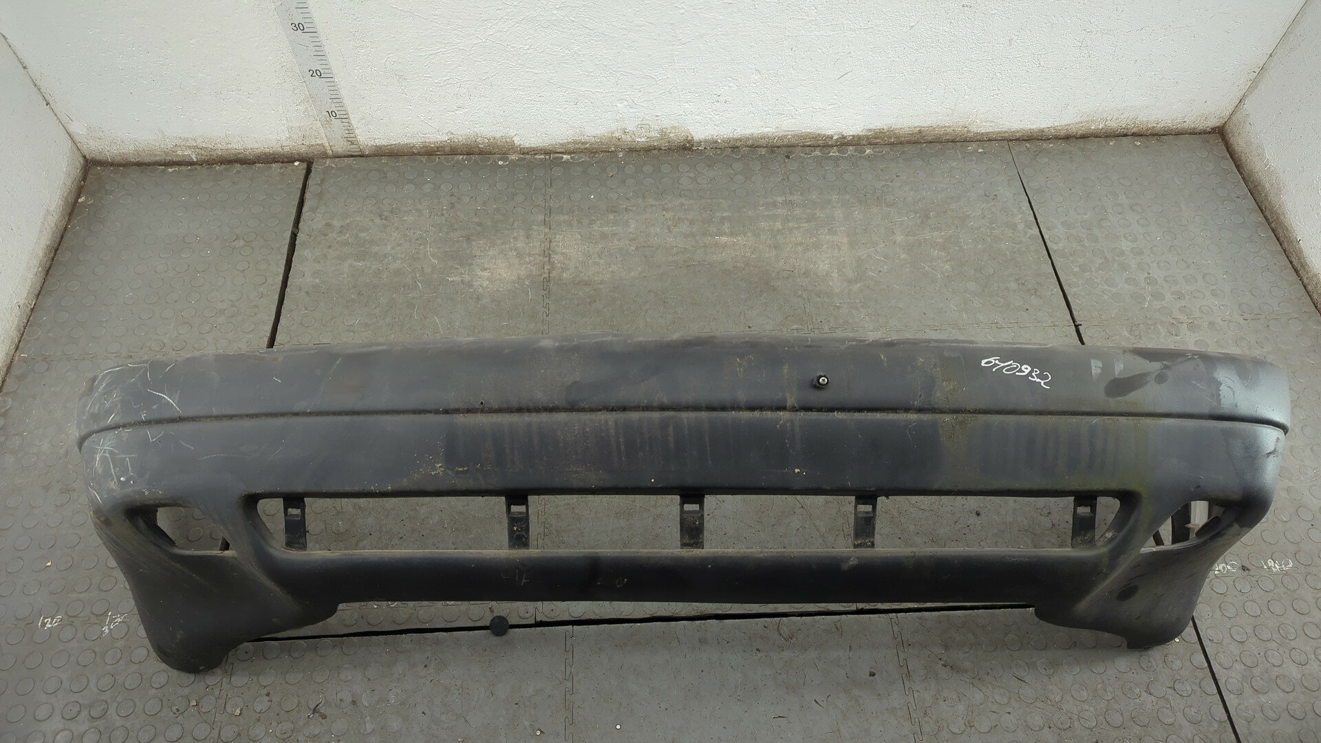 Бампер передний Audi 80 (B3) Б/У