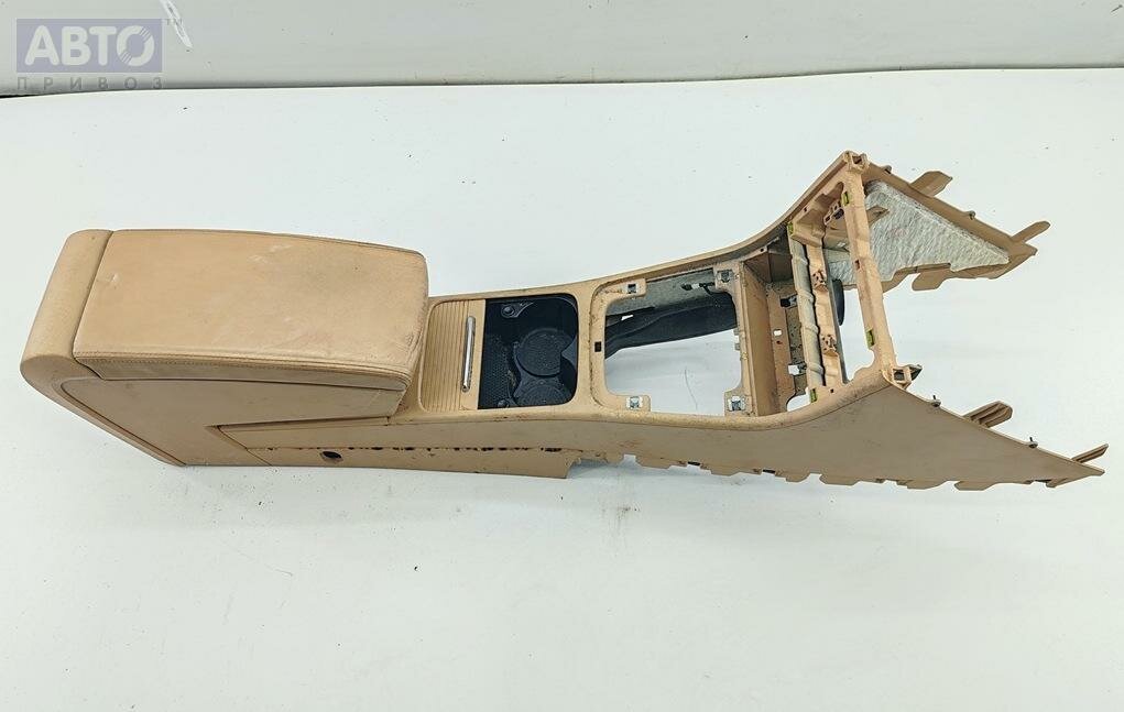 Подлокотник Volkswagen Passat B6