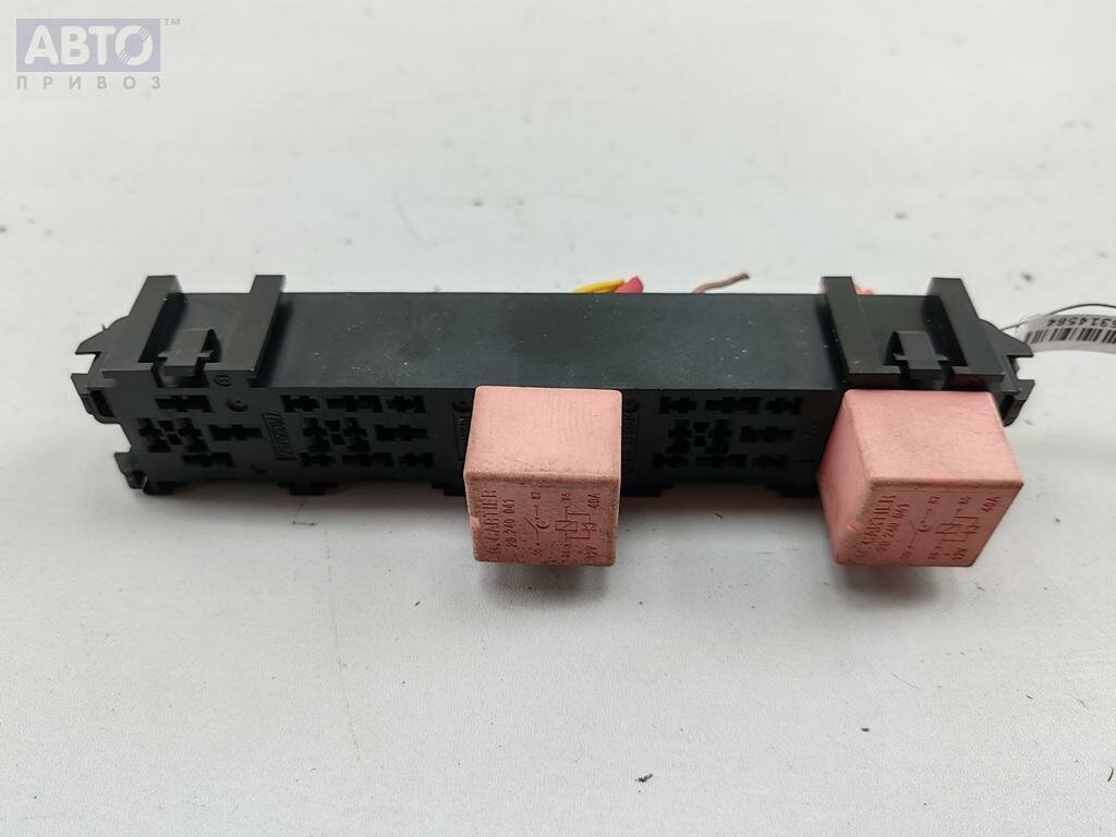Блок реле Renault Kangoo 1 (1998-2008)