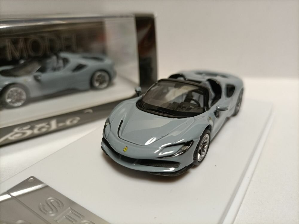 Solo 1:64 Ferrari SF90 Spider Алюминиевая модель суперкара-кабриолета серый