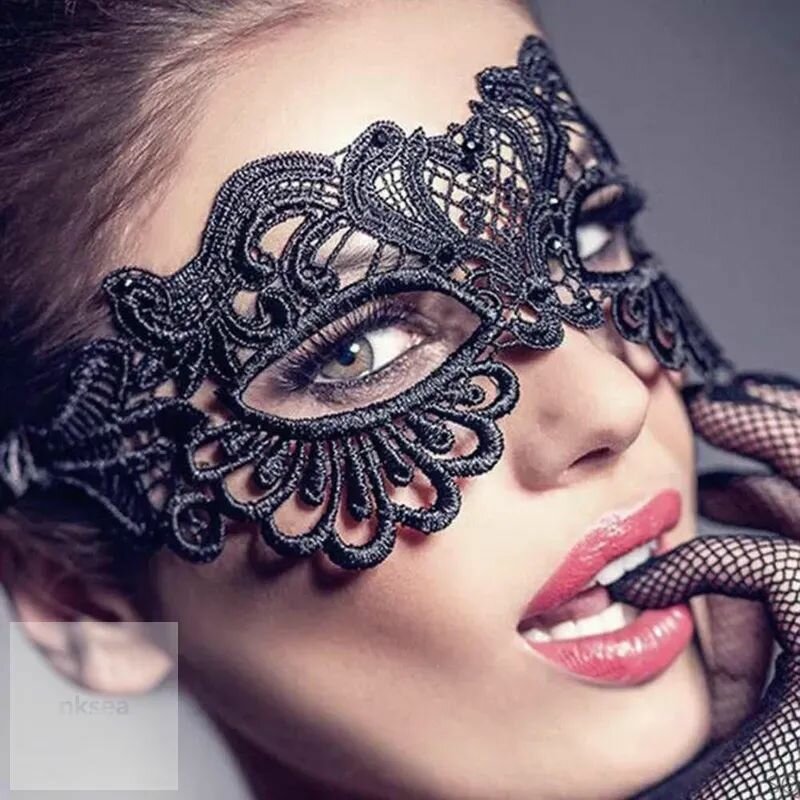 Черная эротическая маска / ажурная карнавальная маска / для ролевых игр