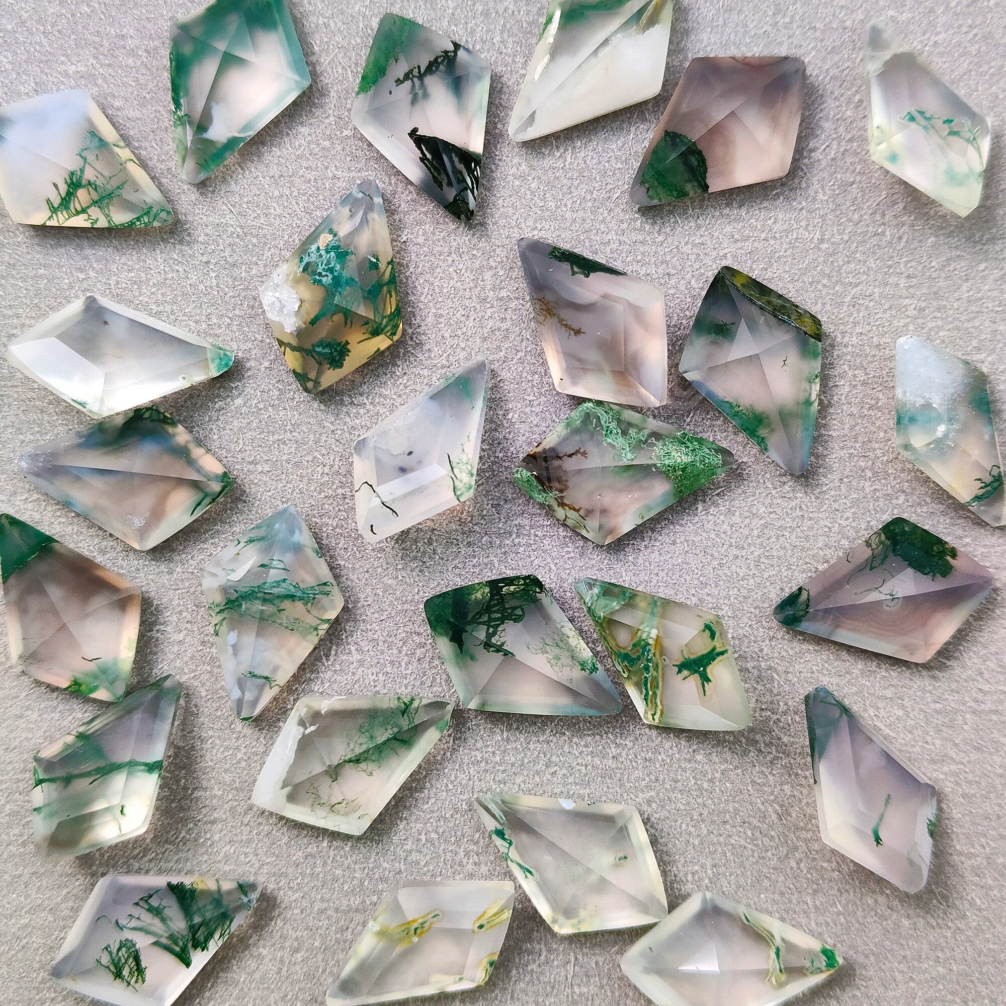 Бусины из мохового агата Zheng Yong, форма кайта, зеленый, 6-8 мм 6x10mm--5 pieces, B-