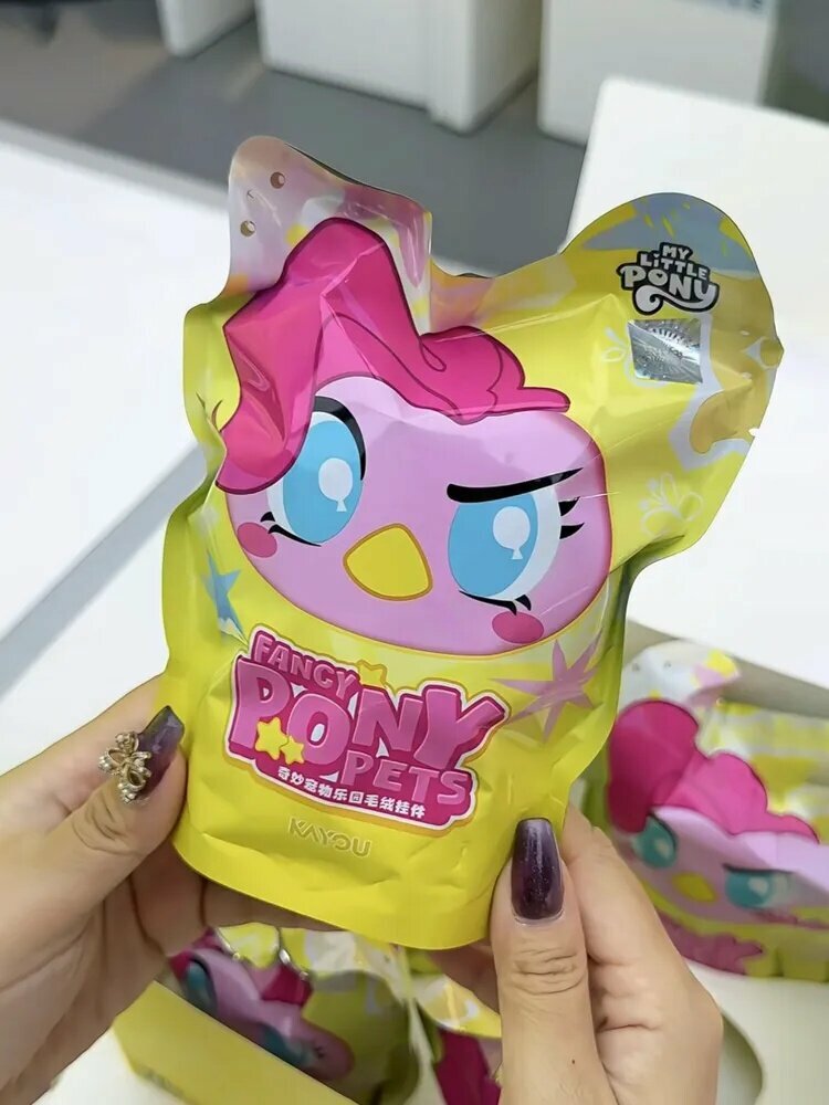 MY LITTLE PONY Коллекционная фигурка Слепой пакетик Fancy Pony Pets Series Figures, Плюшевый брелок