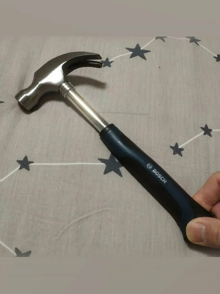 Bosch Молоток 400г