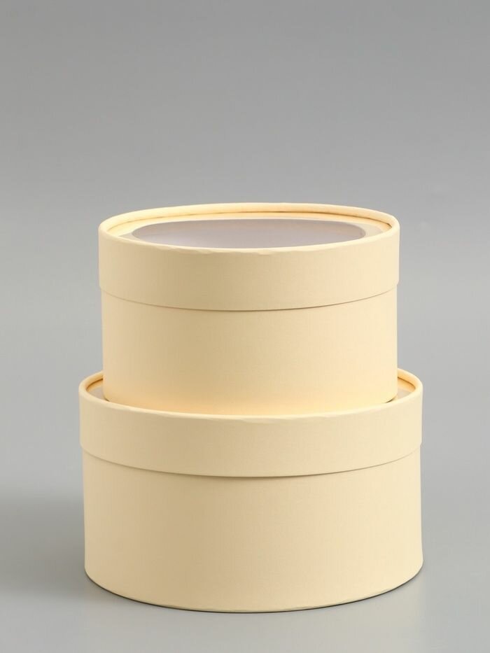 Набор подарочных коробок 2 в 1 круглых, сливочная, с окном, 21 х 11 - 18 х 10 см