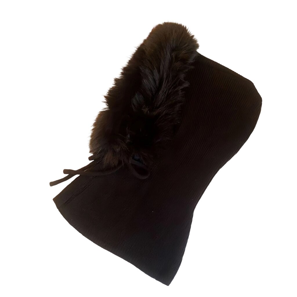 Цельнокроеная шляпа-нагрудник-черный