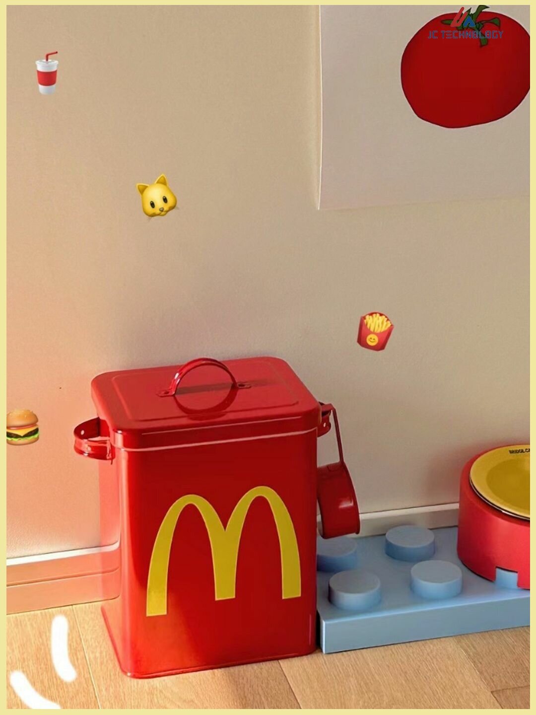 Влагостойкое ведро McDonald's для зерна представлено в герметичном премиумисполнении