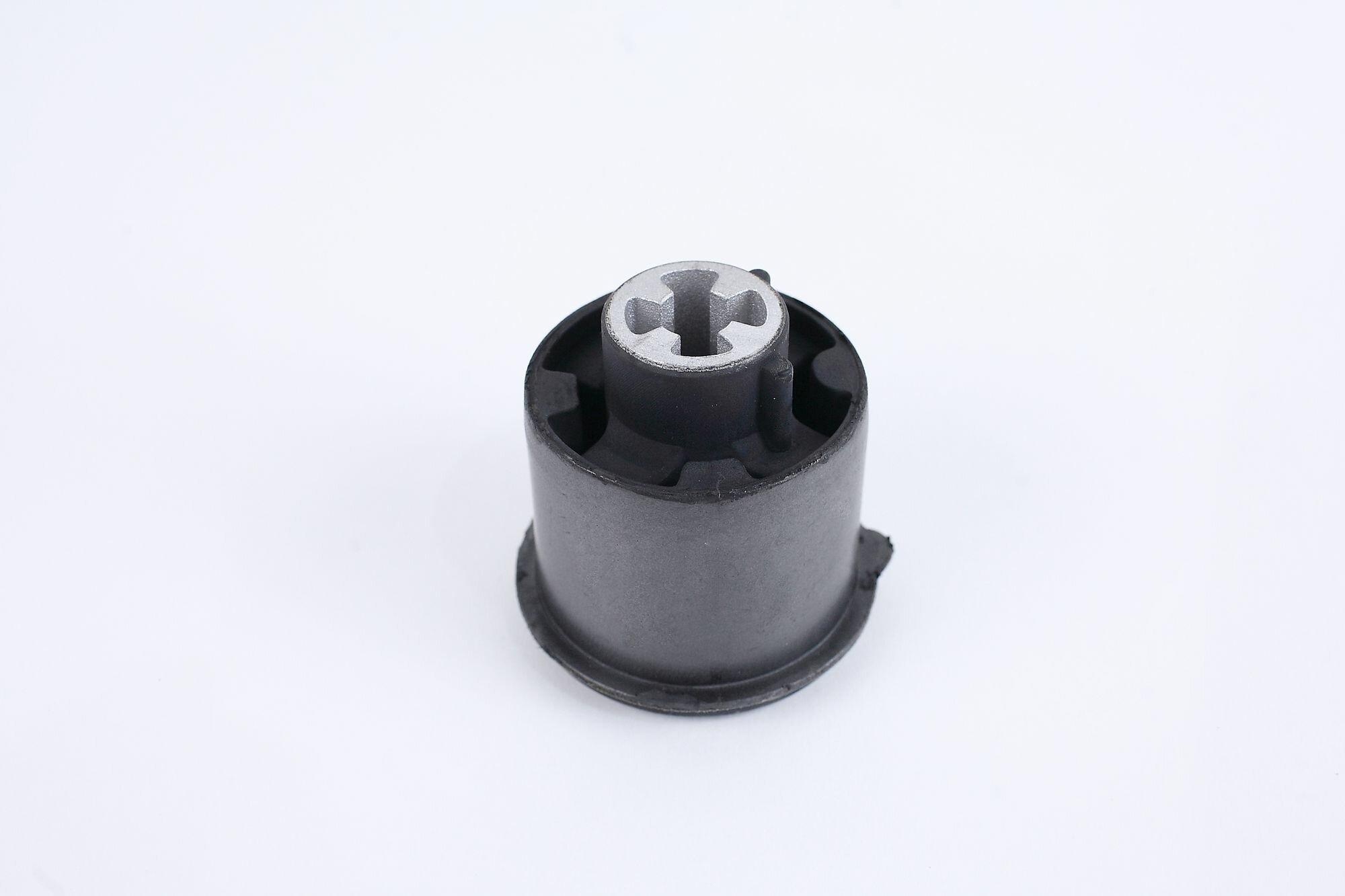 Сайлентблок для FORD FIESTA V JH JD FUSION JU MAZDA 2 ZF Russia 3749201ZFR