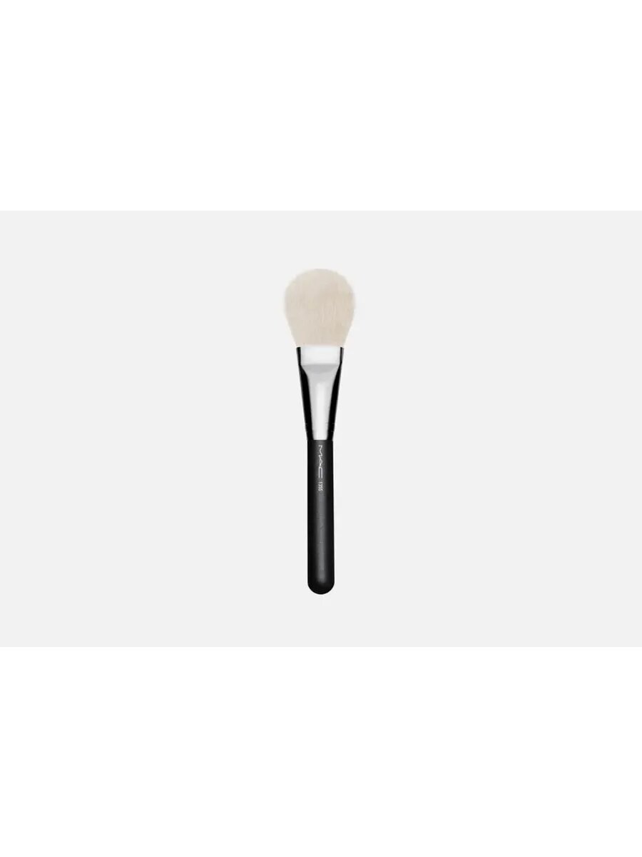 MAC #135S Large Flat Powder Brush кисть косметическая 1шт