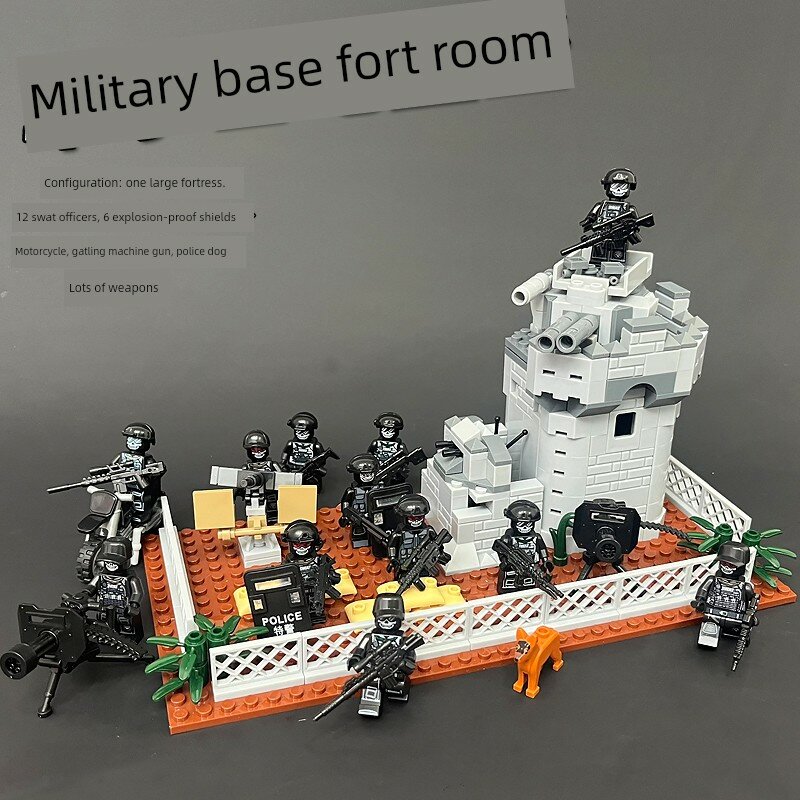 LEGO Барраки Крепости: База Специальных Сил с 12 Фигурками, Щитами, Гатлингом и Мотоциклом