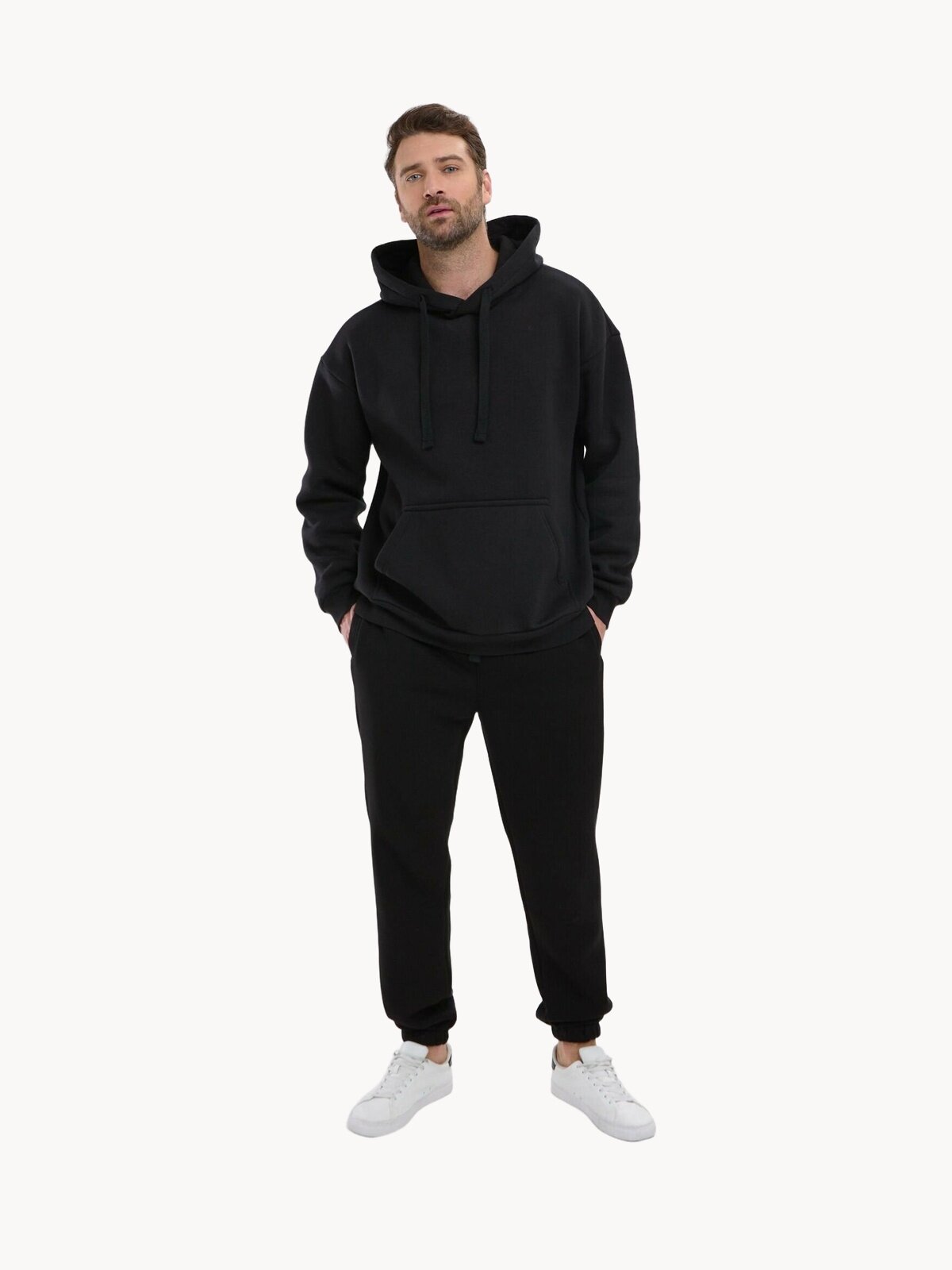 Костюм спортивный