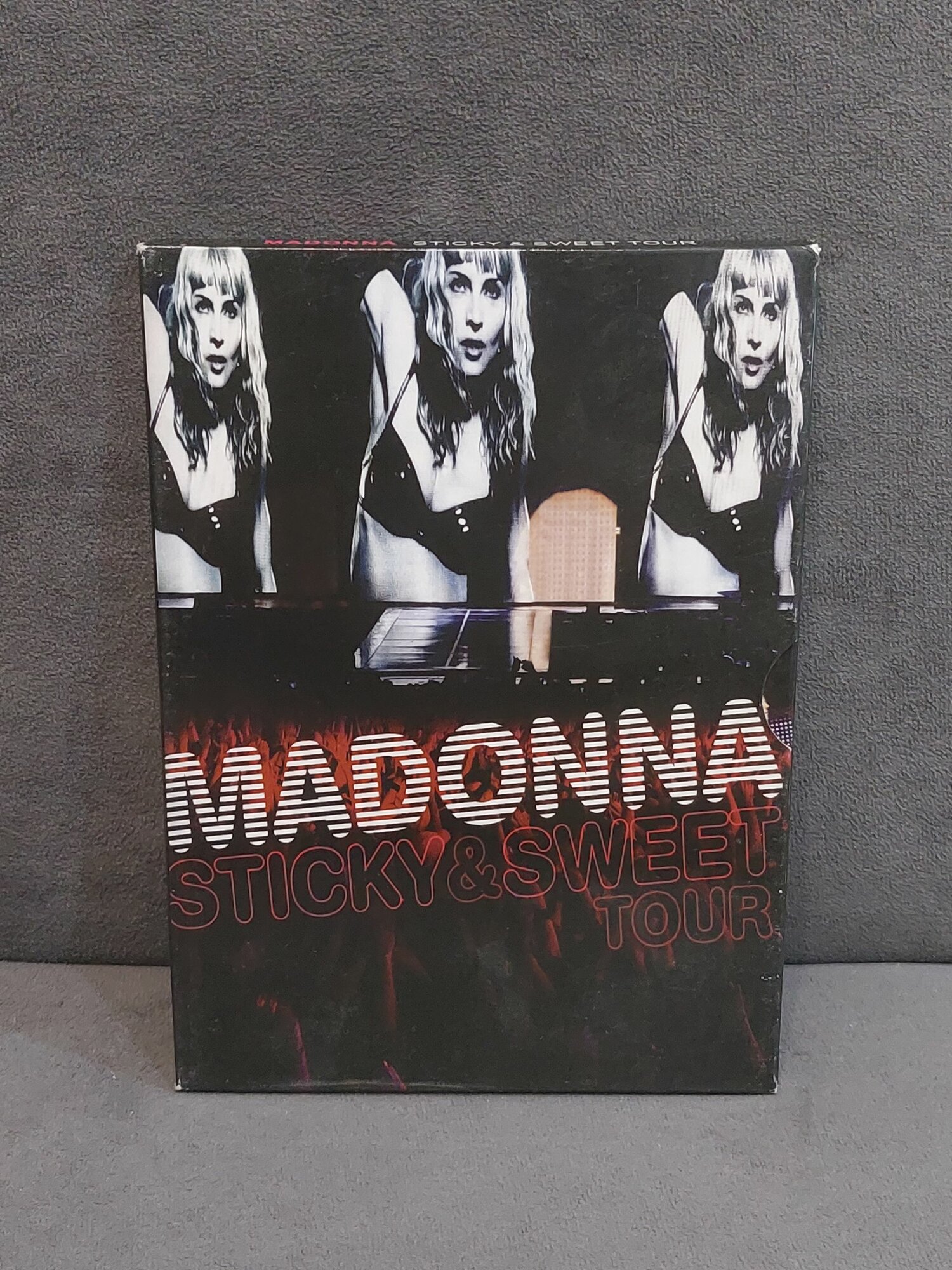 DVD Музыка Madonna - Sticky & Sweet Tour